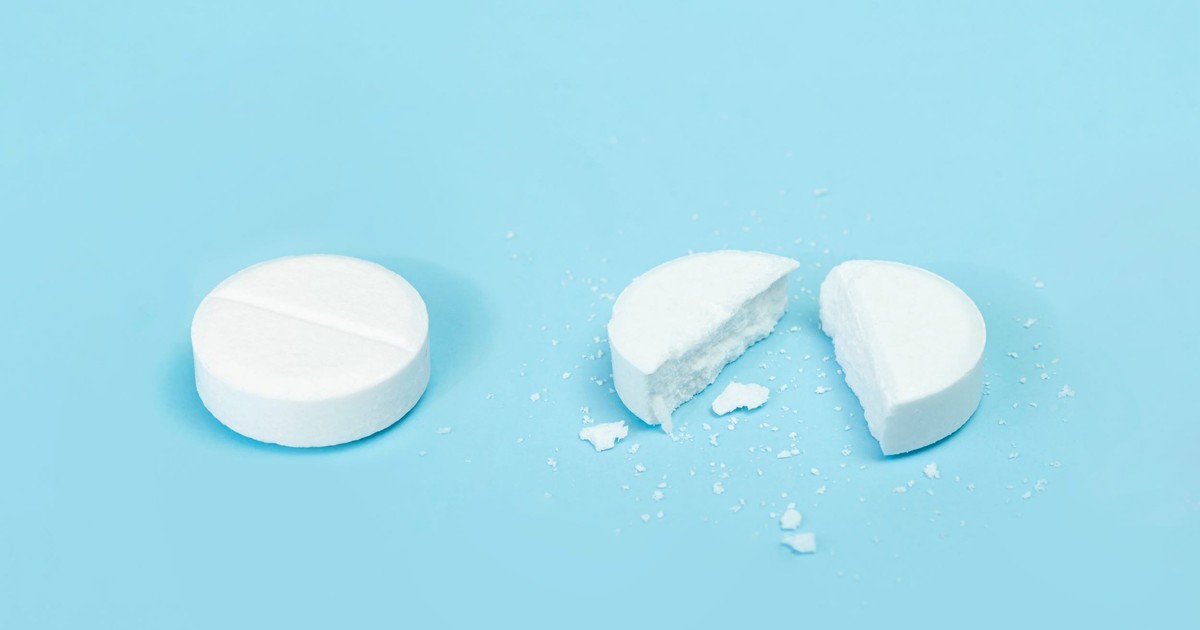 Zseniális konyhai trükk: így felezhetők el a tabletták pillanatok alatt ...